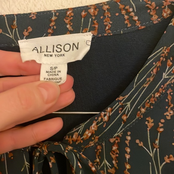 Allison New York | Dresses | Allison New York Floral Dress | Poshmark